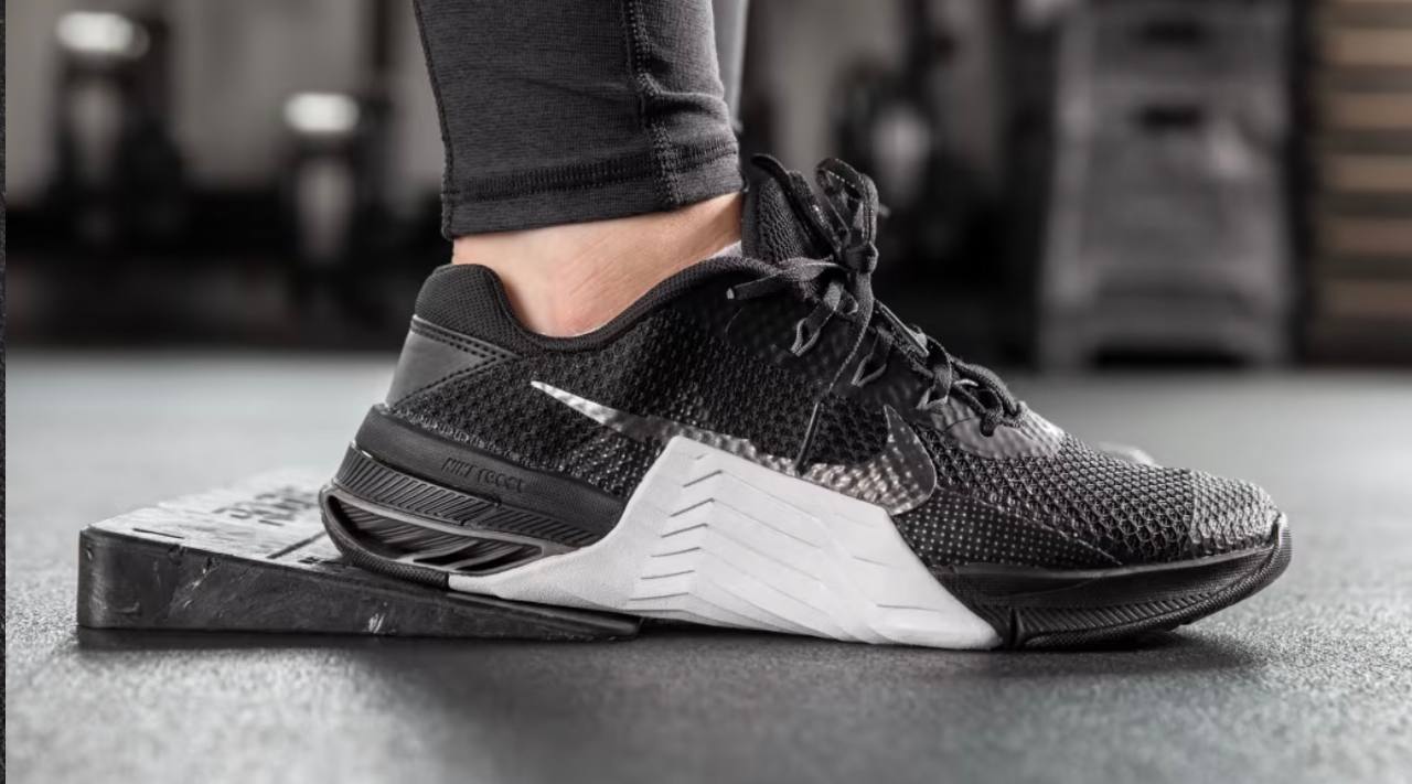 Rogue Par de Resin Squat Wedge - Accesorio para sentadilla – Iron ...